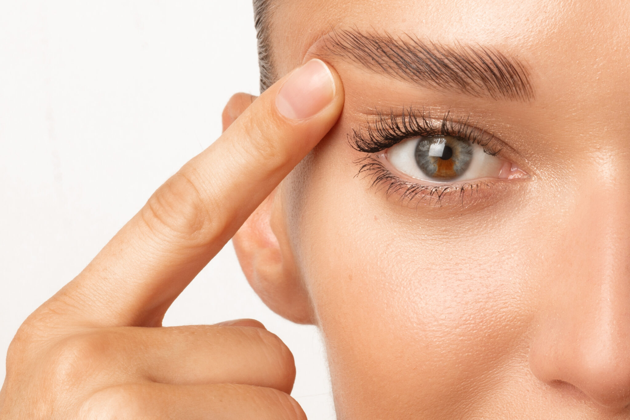 How Laser Skin Resurfacing Can Enhance Your Eye Surgery Results ...